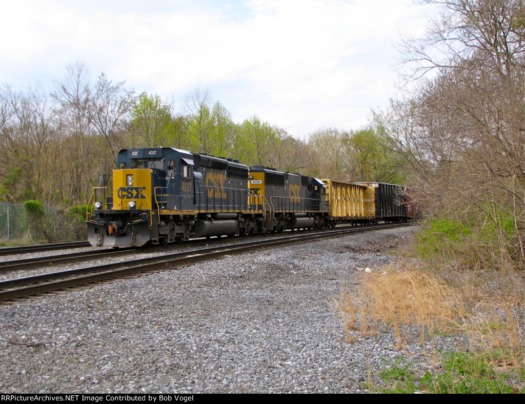 CSX 4037 and 8635